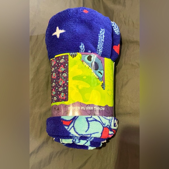 Disney | Bedding | Nwt Disney Stitch Throw | Poshmark